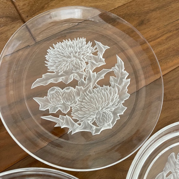 Hoya | Art | Hoya Crystal Flower Month Plate June Thistles Signed T ...